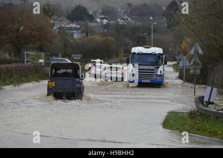 Axminster, Devon, UK. 21st Nov, 2016. UK Weather. A view of the River ...