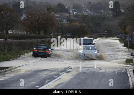 Axminster, Devon, UK. 21st Nov, 2016. UK Weather. A view of the River ...