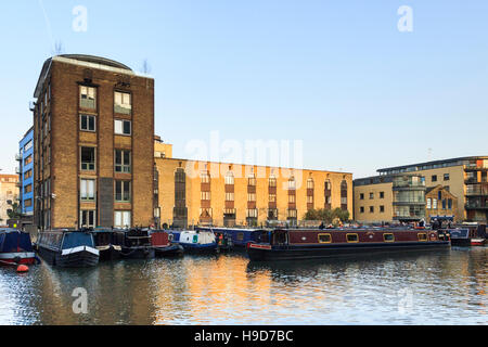 Ice Wharf, Albert Dock and Islington Canal Museum, Regent's Canal, London, UK Stock Photo - Alamy