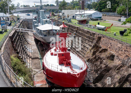 HMAS DIAMANTINA RIVER CLASS FRIGATE DOCKED AT QUEENSLAND MARITIME ...
