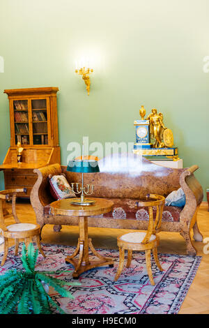 Malachite room of Hermitage Stock Photo - Alamy