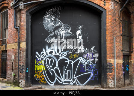 Manchester Northern Quarter graffiti Graffiti mural painting street art ...