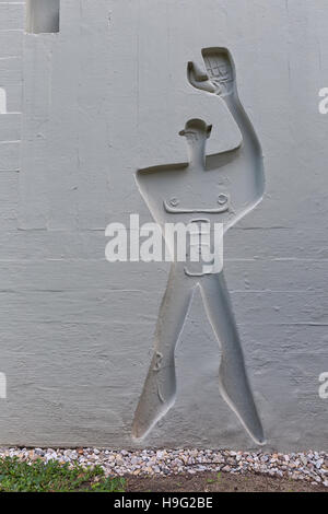 BERLIN, GERMANY - JULY 2014: The Modular Man on a side wall of ...