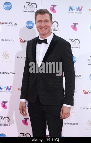 Sydney, Australia. 23 November 2016. Simon Pryce and Lauren Hannaford ...