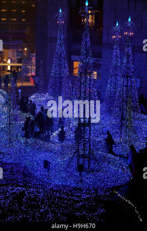 Tokyo, Japan. 22nd Nov, 2016. Thousands of Blue LED lights on display ...