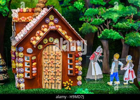 Gingerbread house witch Hansel and Gretel at Cake International – The ...