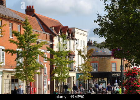 View of the Market Square in Henley-on-Thames town centre, Oxfordshire ...