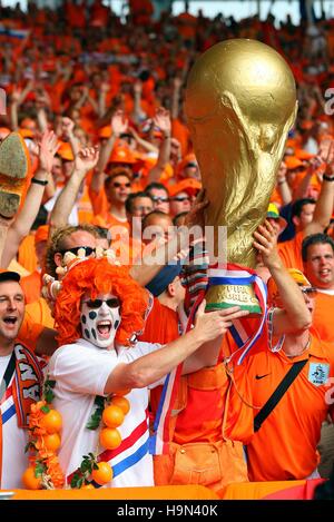 DUTCH FANS HOLLAND V IVORY COAST STUTTGART Germany 16 June 2006 Stock ...