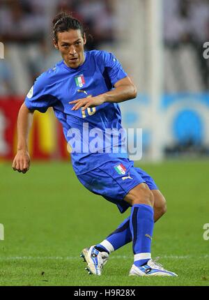 MAURO CAMORANESI ITALY & JUVENTUS WORLD CUP HANNOVER GERMANY 12 June ...