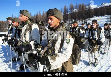 Italian Army, mountain troops Alpini Stock Photo - Alamy
