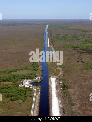 The Everglades National Park works to control mosquito populations to ...