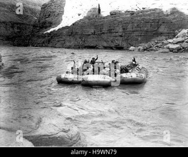 The historic River Runner photo captures the Grand Canyon's iconic ...