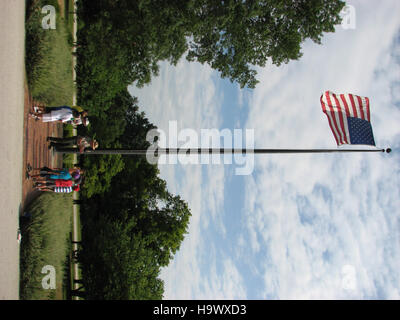 Ranger Adam of Valley Forge National Historical Park interacts with ...