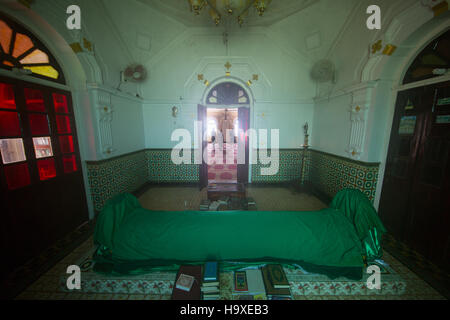 Kachimalai Mosque Beruwala Sri Lanka Stock Photo - Alamy