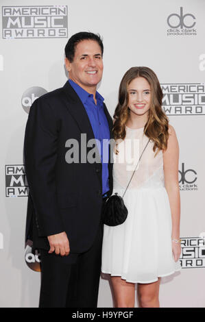Mark Cuban and Alyssa Cuban arrive at the 2016 American Music Awards at ...
