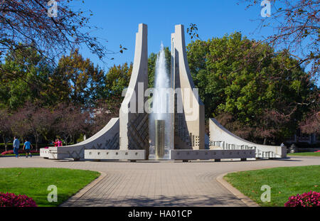 Purdue Mall Water Sculpture or Engineering Fountain water sculpture on ...