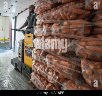 Acting Deputy Administrator Stan Meiberg of the EPA, alongside City ...