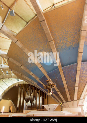 Interior view, San Pio da Pietrelcina or Padre Pio Pilgrimage Church ...