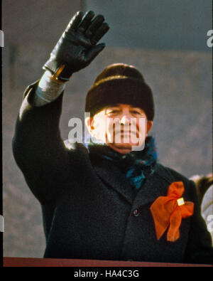 Nov. 7, 1987 - Moscow, Russia - A Soviet military band in Moscow's Red ...