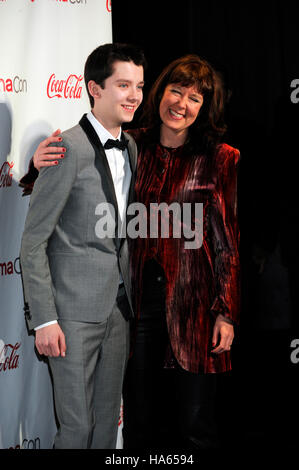 Asa Butterfield recipient of 'Rising Star of 2013', arrives at the ...