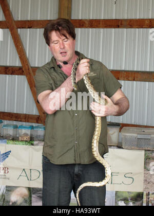 The 2011 Huron Prairie Fest celebrates the natural beauty of Huron ...