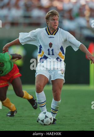 TOMAS BROLIN SWEDEN & PARMA FC 02 August 1994 Stock Photo - Alamy