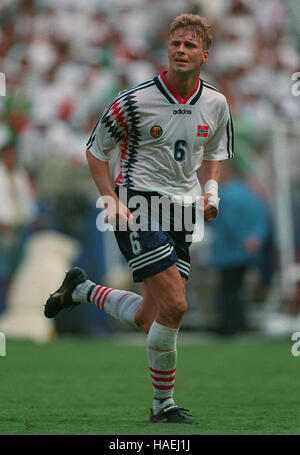JOSTEIN FLO NORWAY & SHEFFIELD UNITED FC 07 July 1994 Stock Photo - Alamy