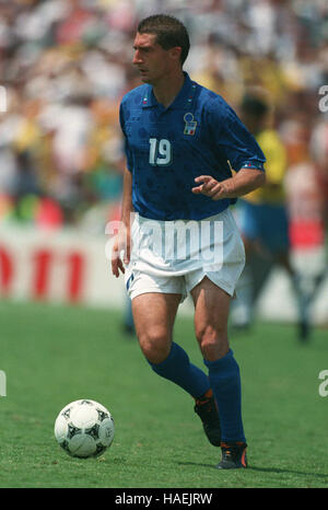DANIELE MASSARO ITALY & AC MILAN FC 15 July 1994 Stock Photo - Alamy