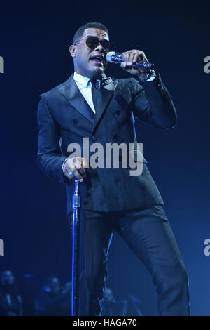 Miami, FL, USA. 29th Nov, 2016. Maxwell performs at the American ...