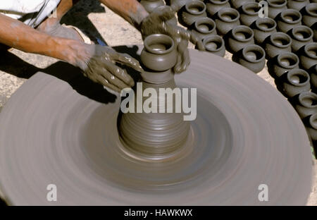 Pottery, The traditional Indian kumbhar ( potter ) Earthen Clay pot ...