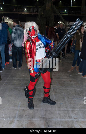 Athens, Greece. 03rd Dec, 2016. AthensCon '16 cosplay Wonder Woman ...