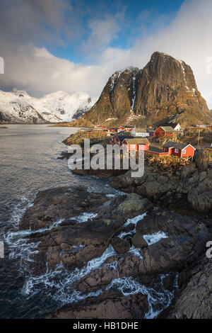 Hamnøy, Hamnoy fischerdorf, Lofoten, Norwegen Stock Photo - Alamy