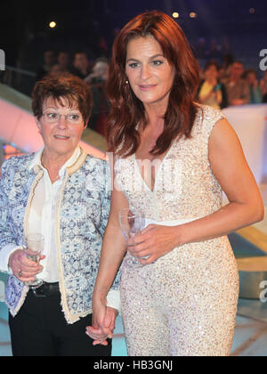 Andrea Berg with her mother Helga Stock Photo - Alamy