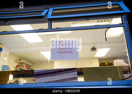 Silence Please Exams in Progress sign on a door Stock Photo - Alamy