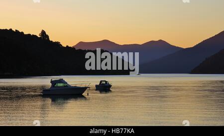 Boats at sunset in Portage Bay Stock Photo - Alamy