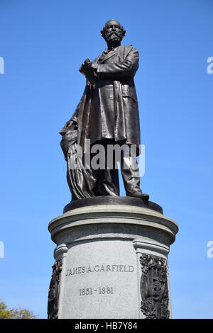 Statue of James Garfield and the US Capitol Building, Capitol Hill, Washington DC, USA Stock ...