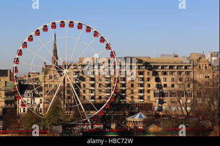 Ferris wheel Edinburgh Scotland December 2016 Stock Photo - Alamy