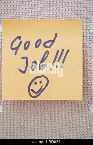 Good job written on a sticky note Stock Photo - Alamy