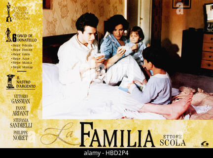 THE FAMILY, (aka LA FAMIGLIA, aka LA FAMILIA), from left: Stefania ...