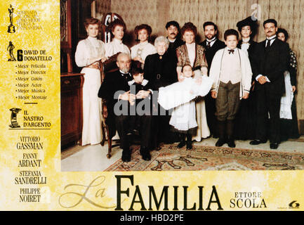 THE FAMILY, (aka LA FAMIGLIA, aka LA FAMILIA), from left: Stefania ...
