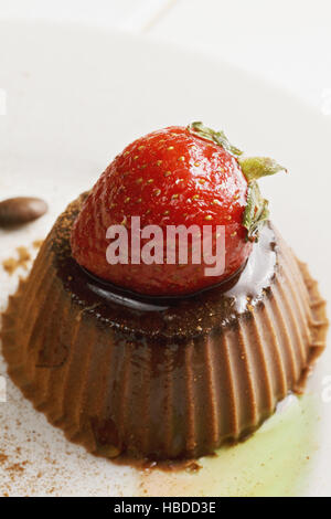 Homemade sweet strawberry panna cotta dessert, pink Italian panna cotta ...