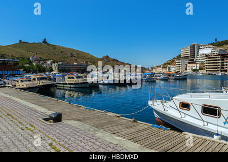 Yachts and boats in the Balaclava Bay Stock Photo - Alamy
