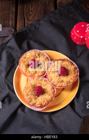 Cheesecake Muffins with raspberry Stock Photo - Alamy
