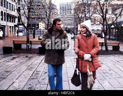 STARTING OVER, Jill Clayburgh, Burt Reynolds, 1979. (c) Paramount ...