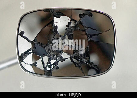 A broken mirror Stock Photo - Alamy