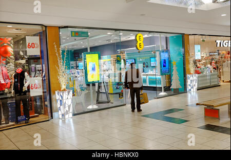 EE high street store, England, UK Stock Photo - Alamy