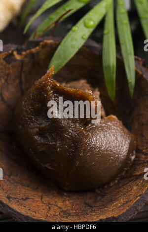 Homemade body peeling with sugar, olive oil and rose petal Stock Photo ...