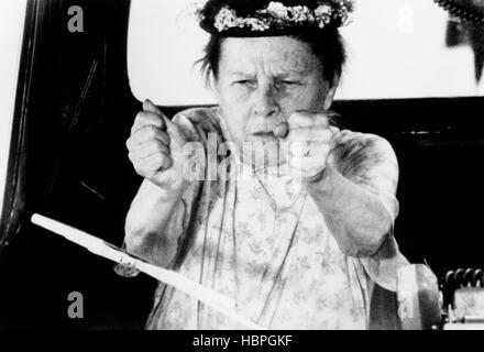 EVERY WHICH WAY BUT LOOSE, Ruth Gordon, Clint Eastwood, Clyde the ...