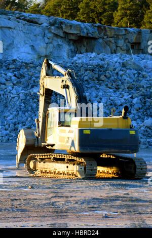 Excavator (rear view Stock Photo - Alamy