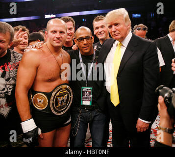 President Donald Trump poses with match officials after FIFA Club World ...